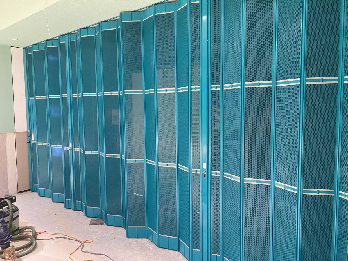 Foldable Doors for Commercial,Retail,Hospitality in multi-coloured ...